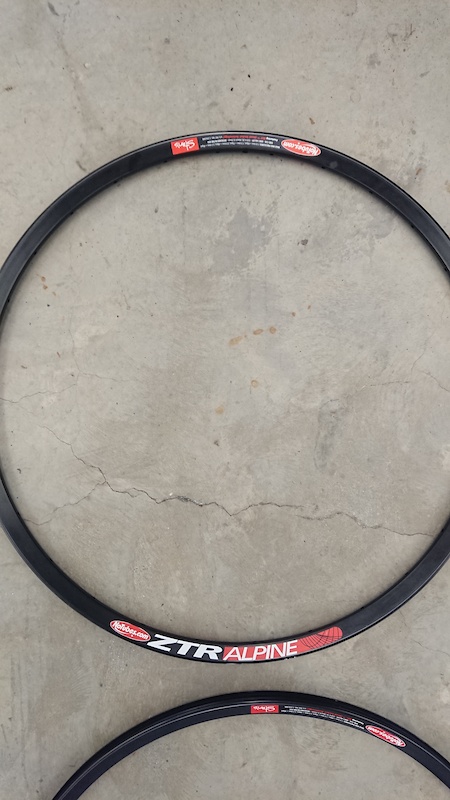 26er Stan's Alpine ZTR rim For Sale