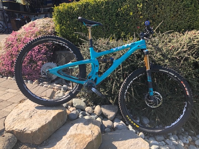 2017 Yeti 4.5 Turq series XT For Sale