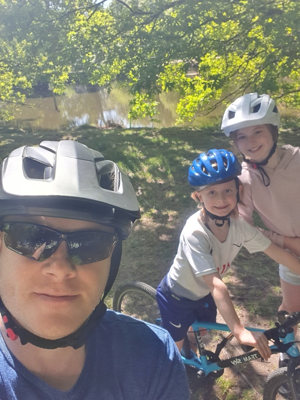 Buckhurst Hill Cricket Club to Warren Wood Pub Multi Trail - London
