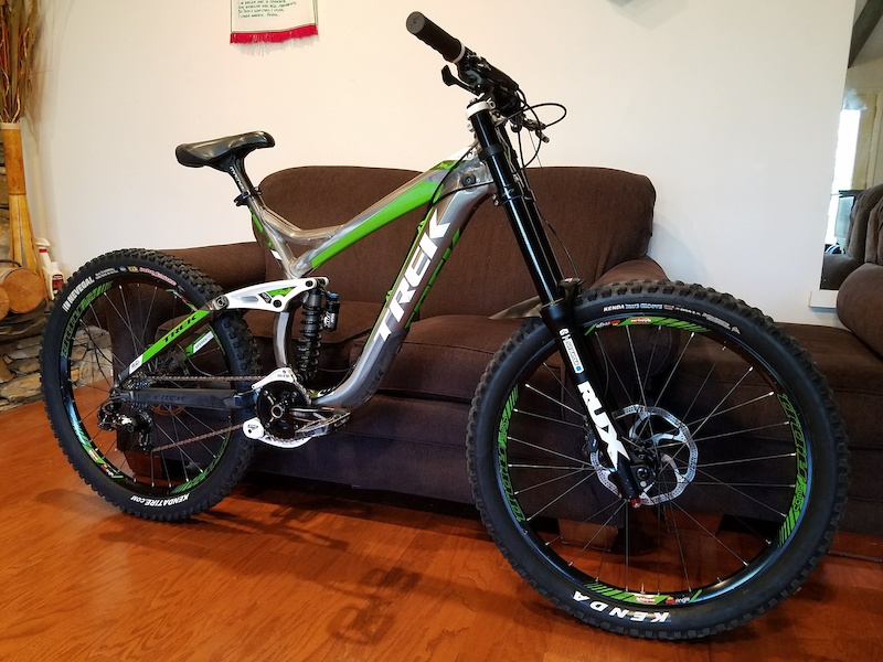 2013 Trek Session DH mountain bike For Sale