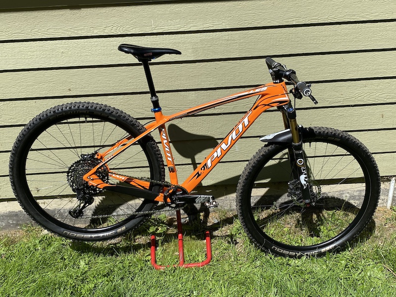 2015 Pivot LES 29 For Sale