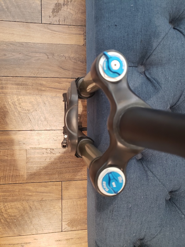 2016 Fox 32 Float Performance, 140mm travel, 15mm thru For Sale