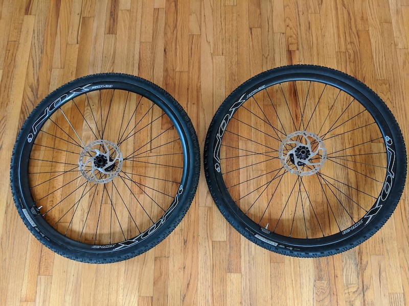 Nox xcr29 carbon i9 wheels non boost,tires,rotors For Sale