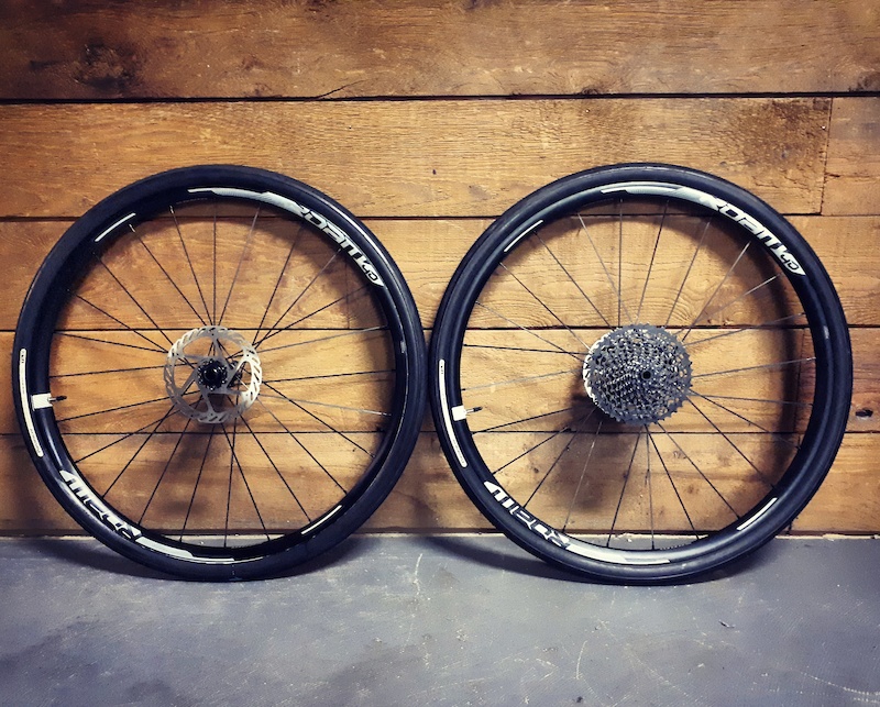 Sram roam40 wheelset assy. For Sale