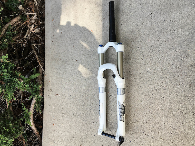 2011 Fox Float 120mm tapered 1 1/8" RL 15X100QR For Sale