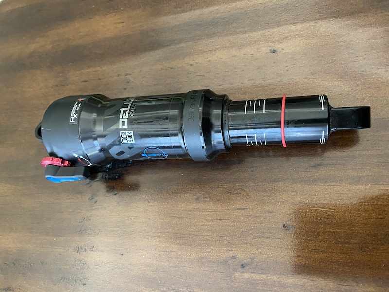 2020 Like New Rock Shock Deluxe Select + 210mm x 52.5mm For Sale