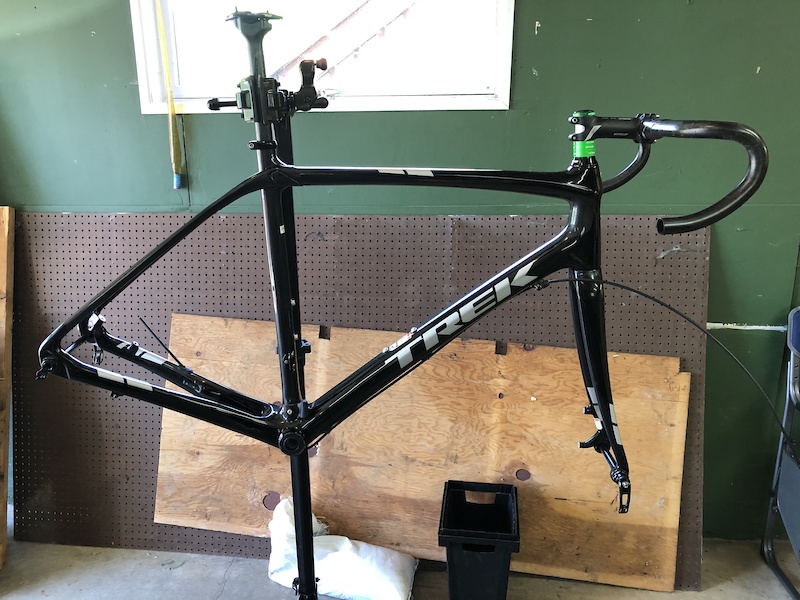 Trek Domane disc ‘5’ frame set For Sale
