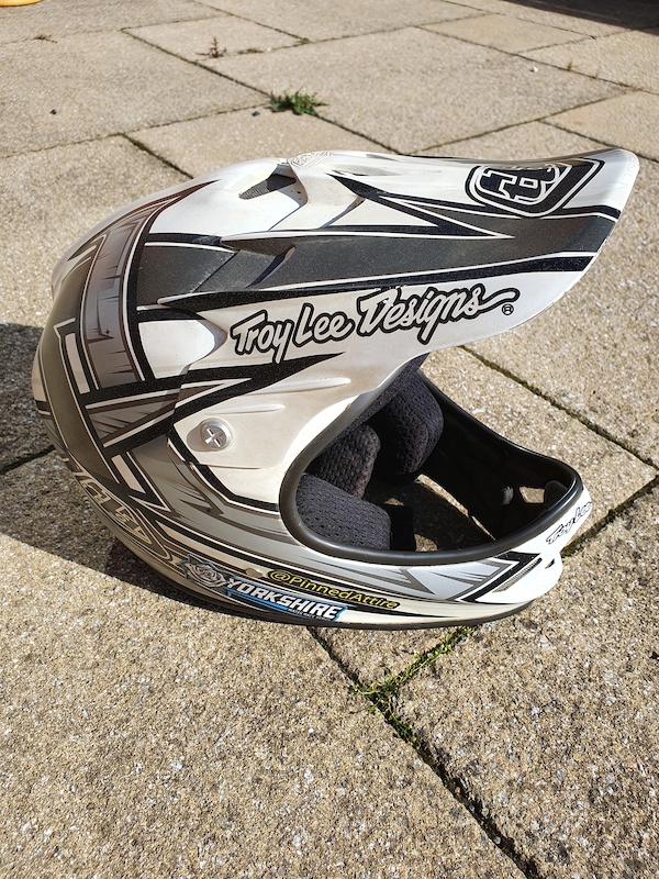 Troy Lee D2 full face helmet For Sale