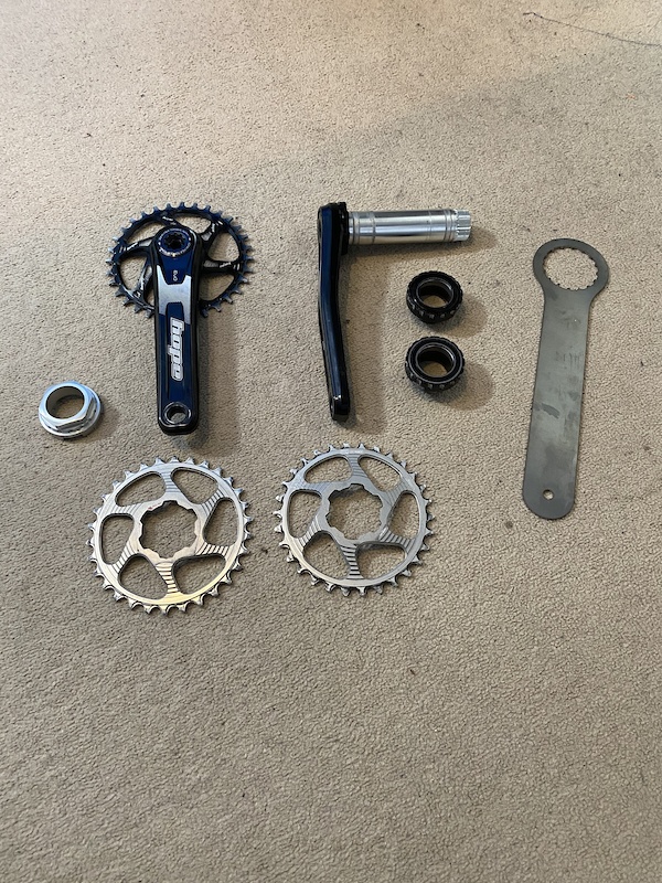 Hope Evo Crankset With Chainrings And Bottom Bracket. For Sale