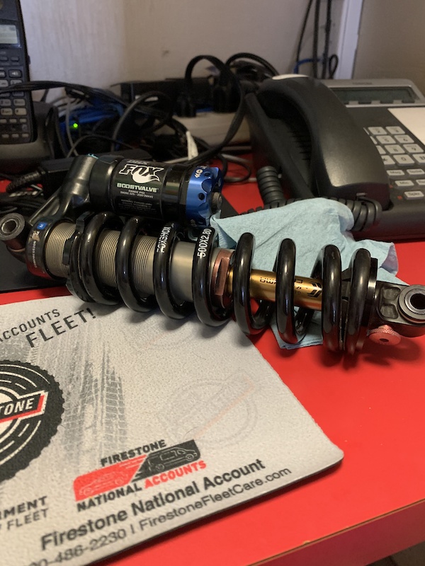 Fox DHX RC4 coil shock 216x63 For Sale