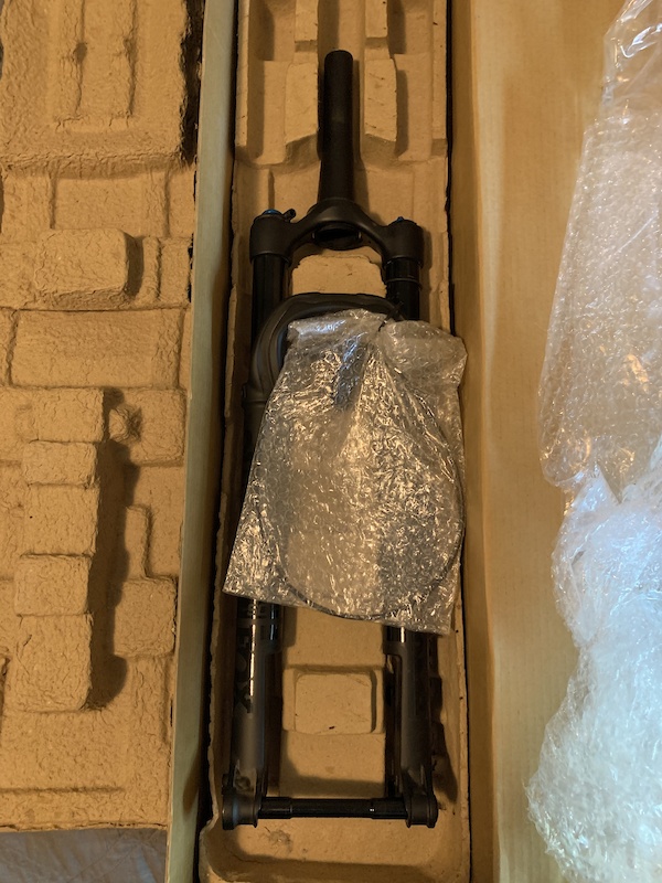 2020 Fox 32 Step cast 29 Performance with lockout For Sale