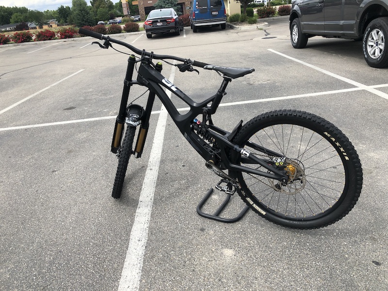 2016 *price drop* Custom Intense carbon m16 expert build For Sale