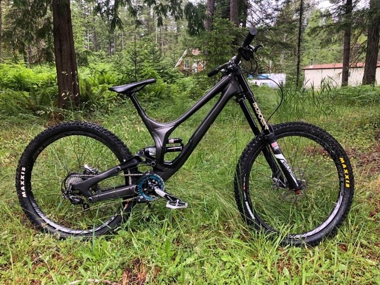 2017 Demo 8 Large Custom Build For Sale