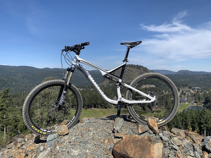 2012 Specialized stunt jumper For Sale