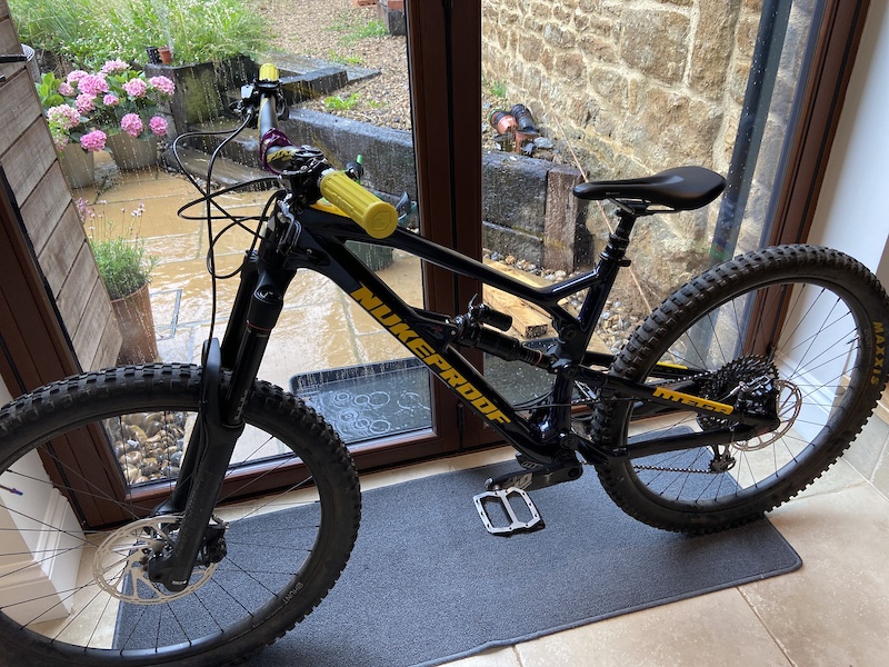 2019 Nukeproof mega 275c Pro Medium For Sale