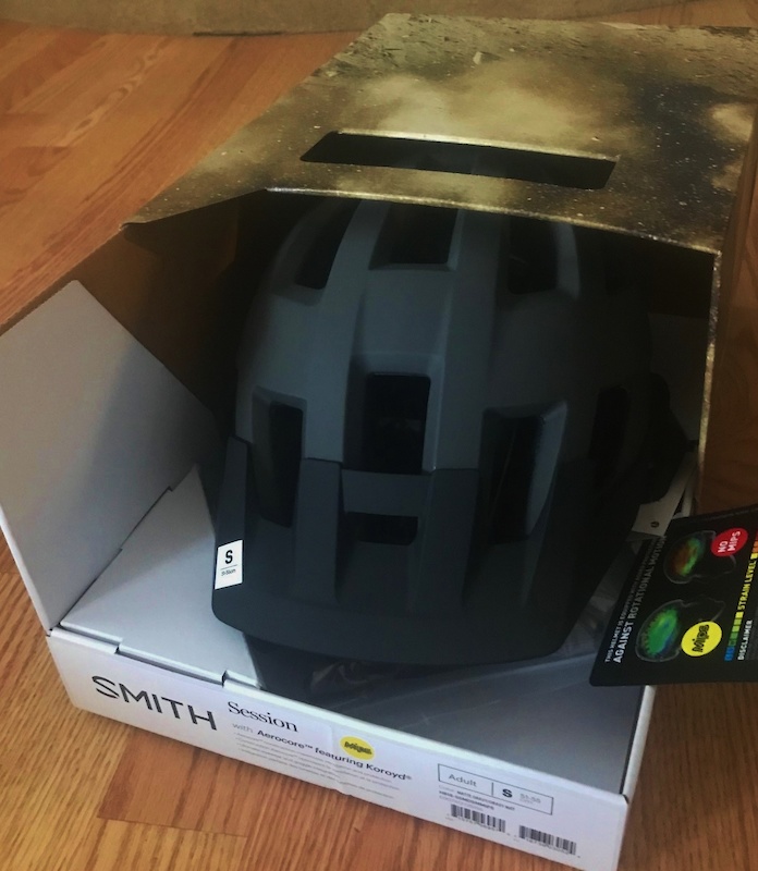 2020 NEW Smith Session Helmet, small For Sale