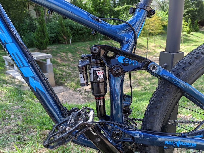 2015 Trek Slash 7, 27.5/650B 17.5" (medium) For Sale