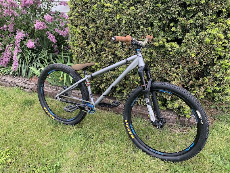 2018 YT Dirt Love Frame and Headset FREE SHIPPING For Sale