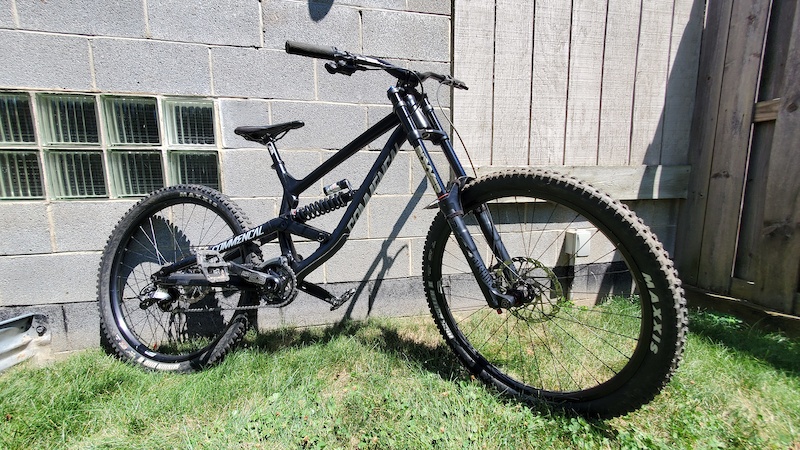 2017 Commencal Furious | Size: M | Origin Build | Black For Sale