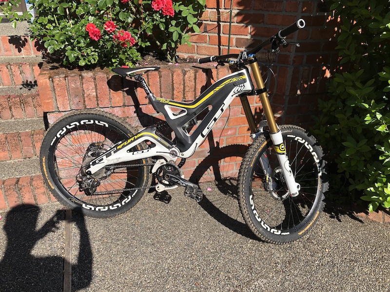 2013 GT Fury World Cup Full Carbon S sized For Sale