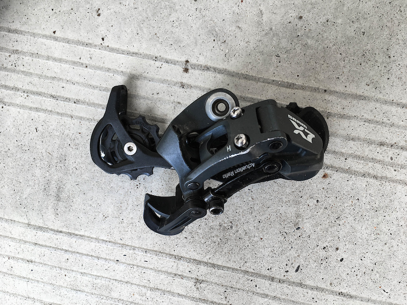 Sram X7 9 speed medium cage rear derailleur For Sale