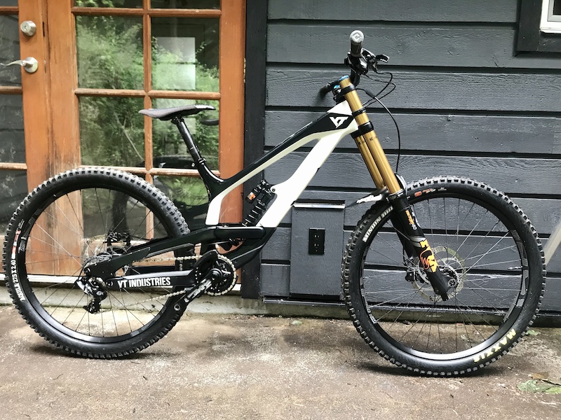 2018 YT Tuesday Medium reduced price!! For Sale