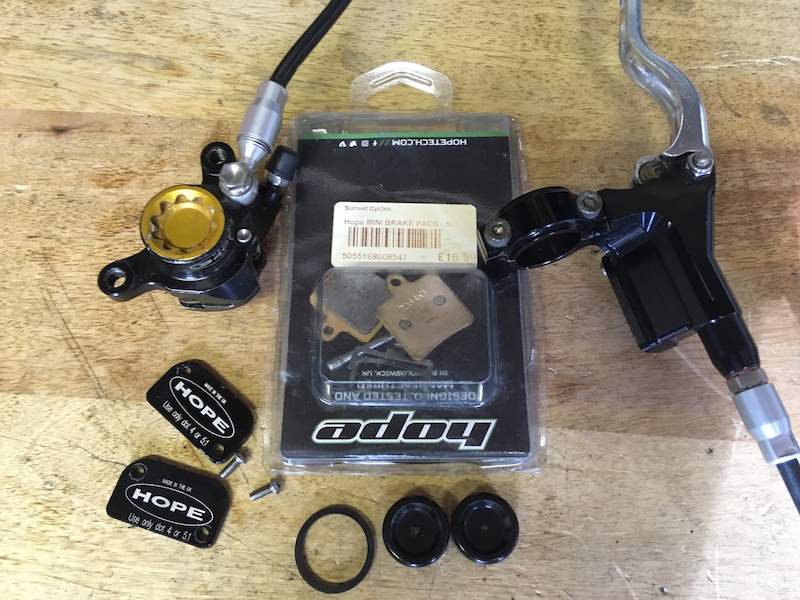 Hope Mono Mini disc brake with spares For Sale