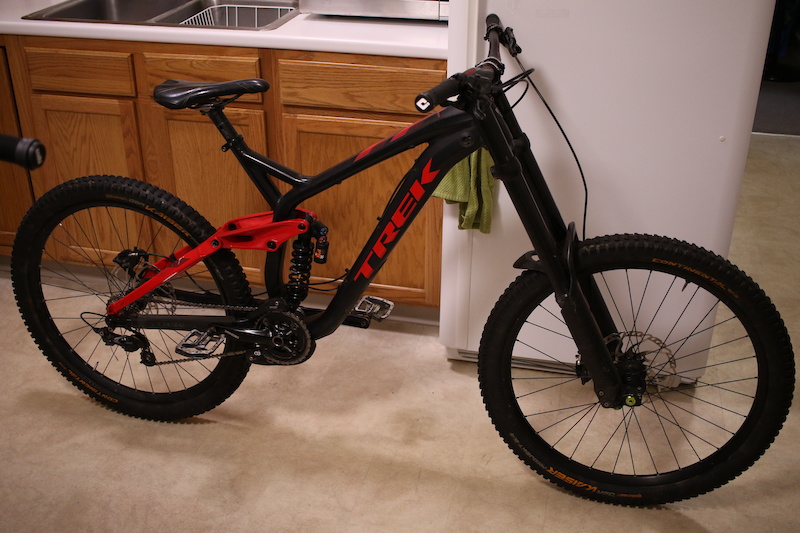 2016 Trek Session - 2 seasons of use For Sale