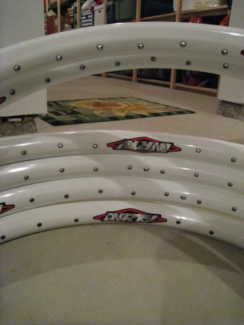 New Dirty BBW White Rims 32H For Sale