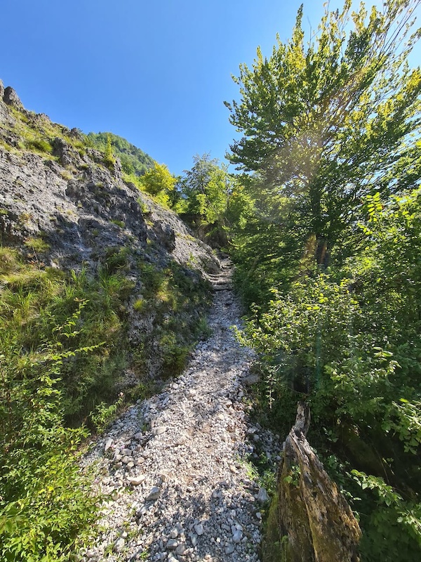 Buni i Thores-Syri Blu Trail Hiking Trail - Shkodër