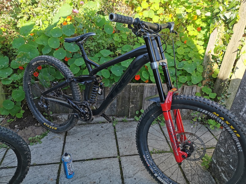 2017 Trek Session 8 DH 27.5 Bike For Sale