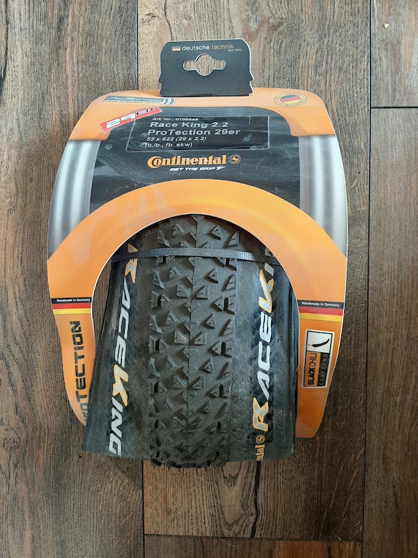 New Continental Race King 2.2 ProTection 29er For Sale