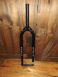 2019 SURLY KRAMPUS 29" THRU AXLE FORK For Sale