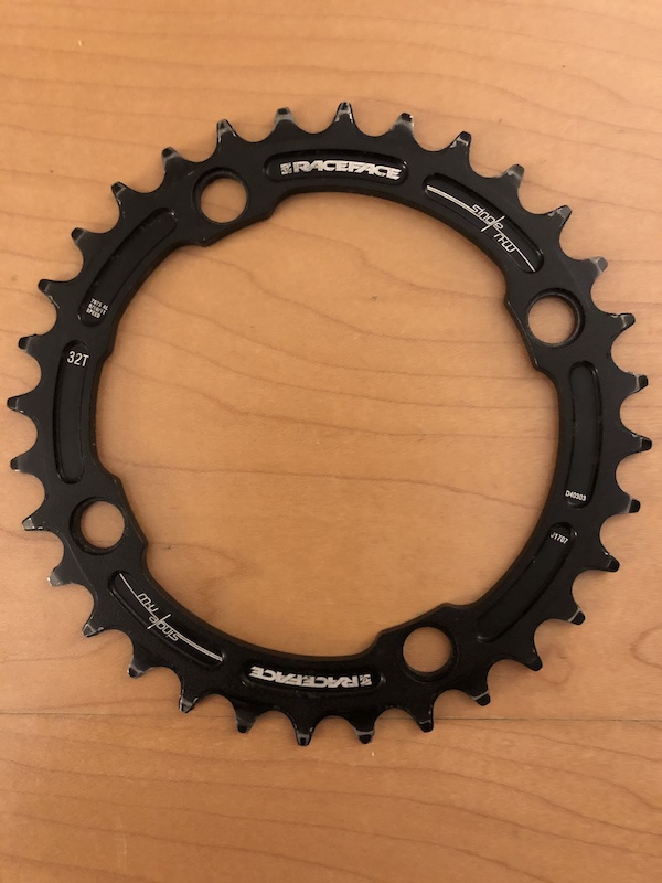 2019 Raceface Narrow Wide Chain Ring 104 BCD For Sale