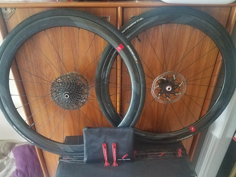 2020 fulcrum wind 40 db carbon wheelset TL For Sale