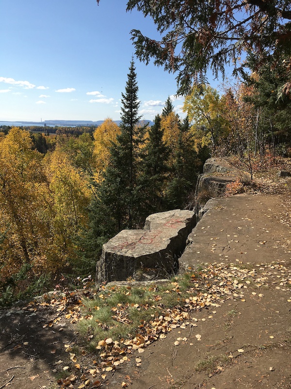 Top of the Bluffs Mountain Biking Trail - Thunder Bay