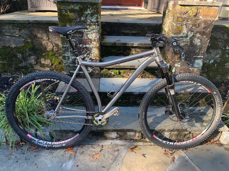 2015 Carver 420, Single Speed, Large For Sale