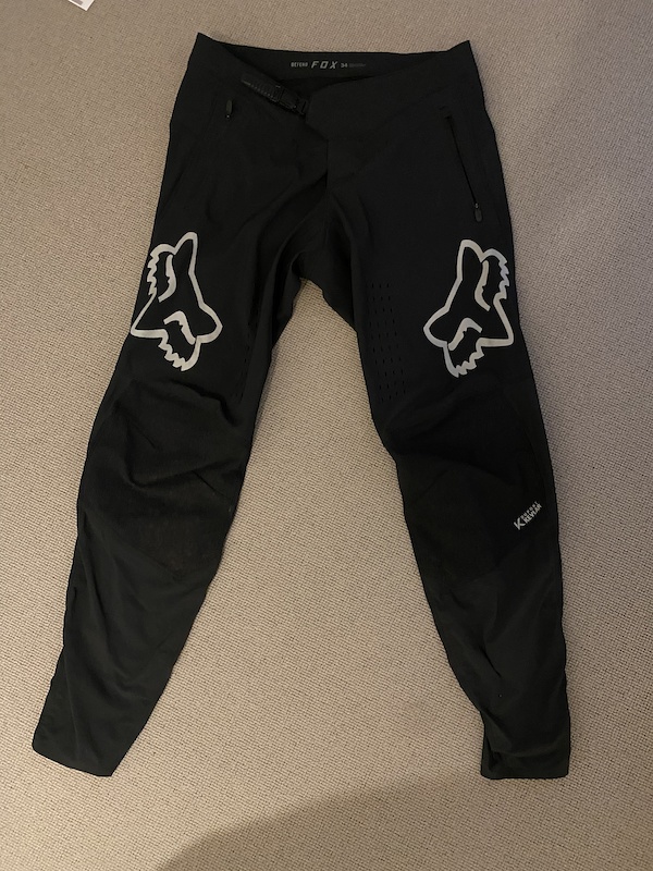 2020 Fox Defend x Kevlar trousers size 34 waist For Sale