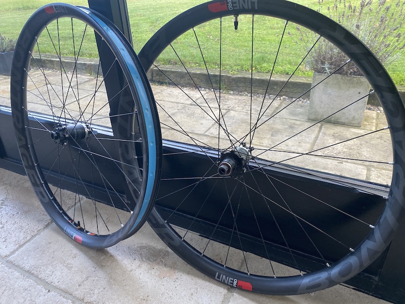 2018 BONTRAGER Pro Line 40 CARBON 29er wheel set For Sale