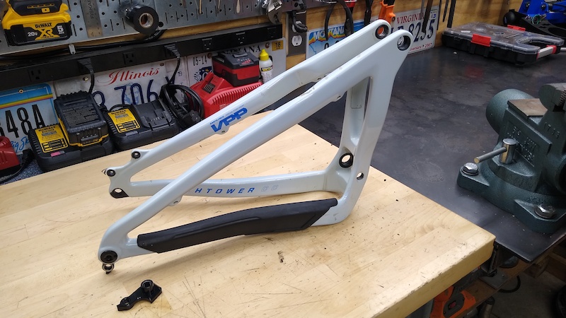 2018 Used Santa Cruz Hightower CC Rear Triangle For Sale