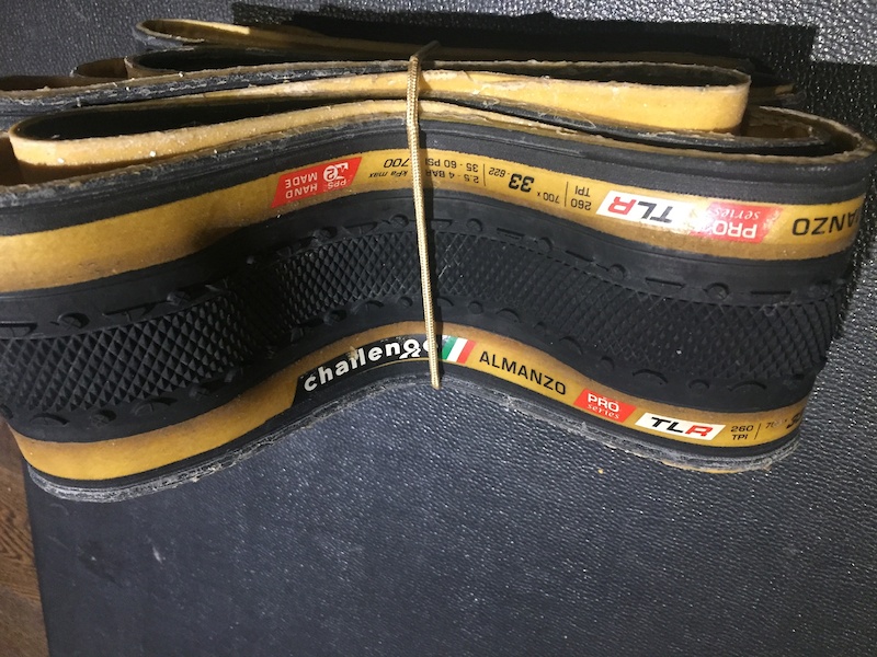 2020 33mm Challenge Almanzo HTLR Tubeless Clinchers For Sale