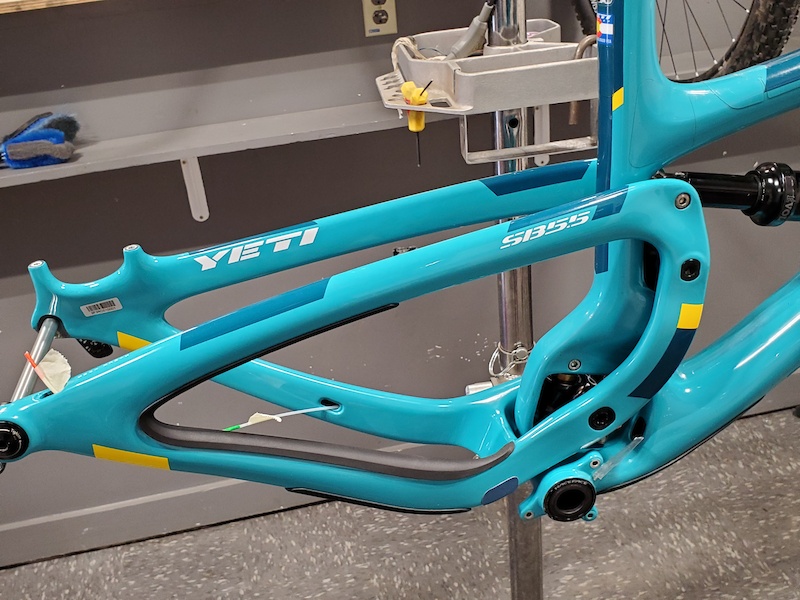 2018 Yeti SB 5.5 medium frame For Sale
