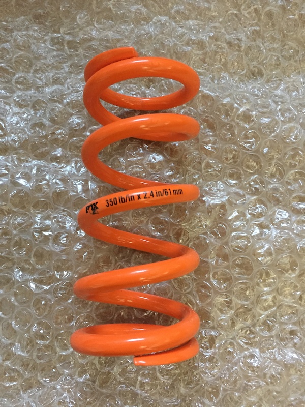 2020 Fox SLS coil, 350# x 2.4/61mm For Sale