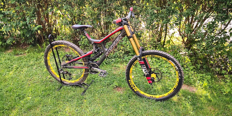 2015 Santa Cruz V10 Syndicate Team Bike Fox Float 40 Saint For Sale