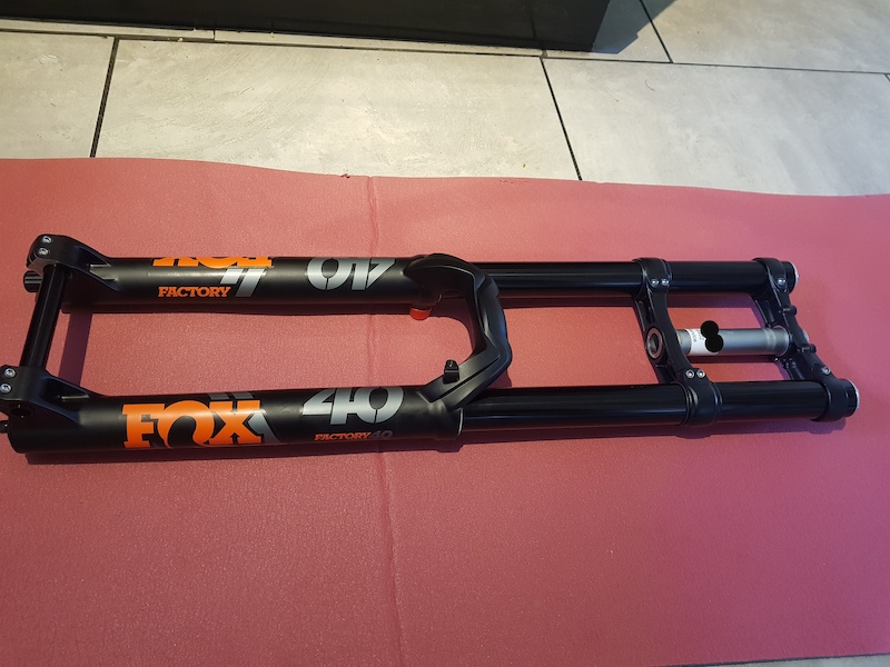 2017 Fox 40 Forks Performance Elite very good condition For Sale