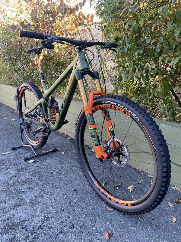 2020 Pivot Switchblade Treeline Green Custom Build Large For Sale