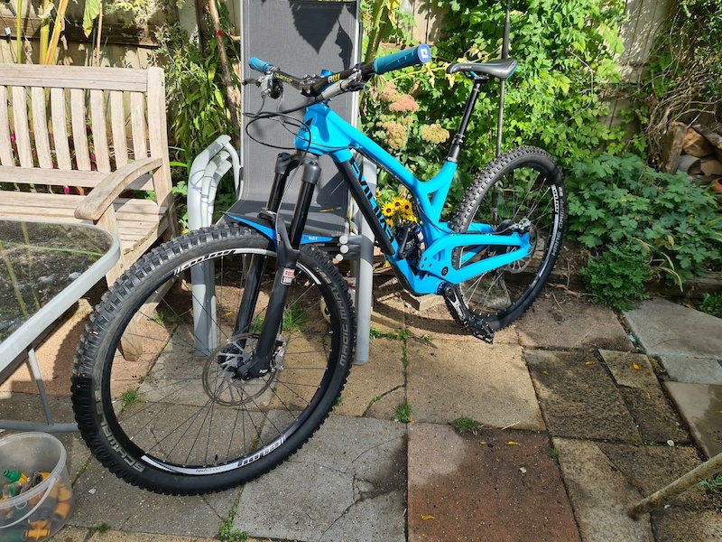 2016 Evil Wreckoning, medium, blue, full build. For Sale