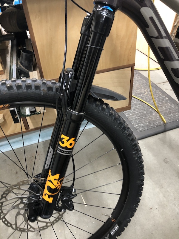 2019 Fox 36 Performance (Scott Twinloc) For Sale