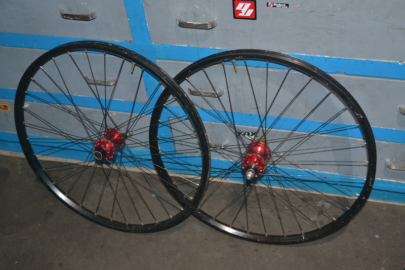 unknown (think mavic 321) with Hope pro 2 For Sale