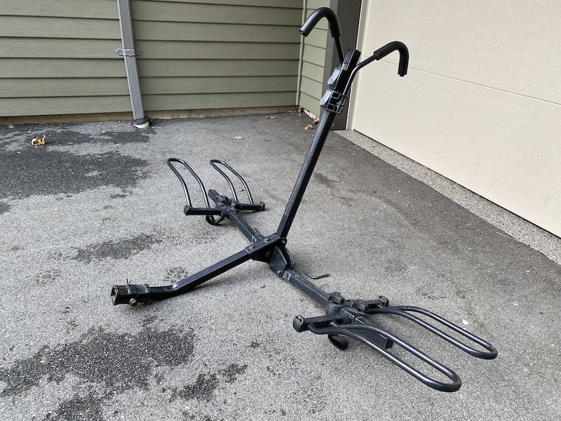 2019 CCM 2 bike platform hitch rack For Sale